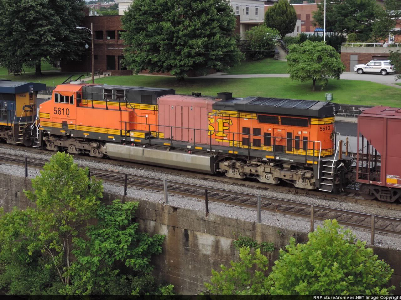 BNSF 5610
